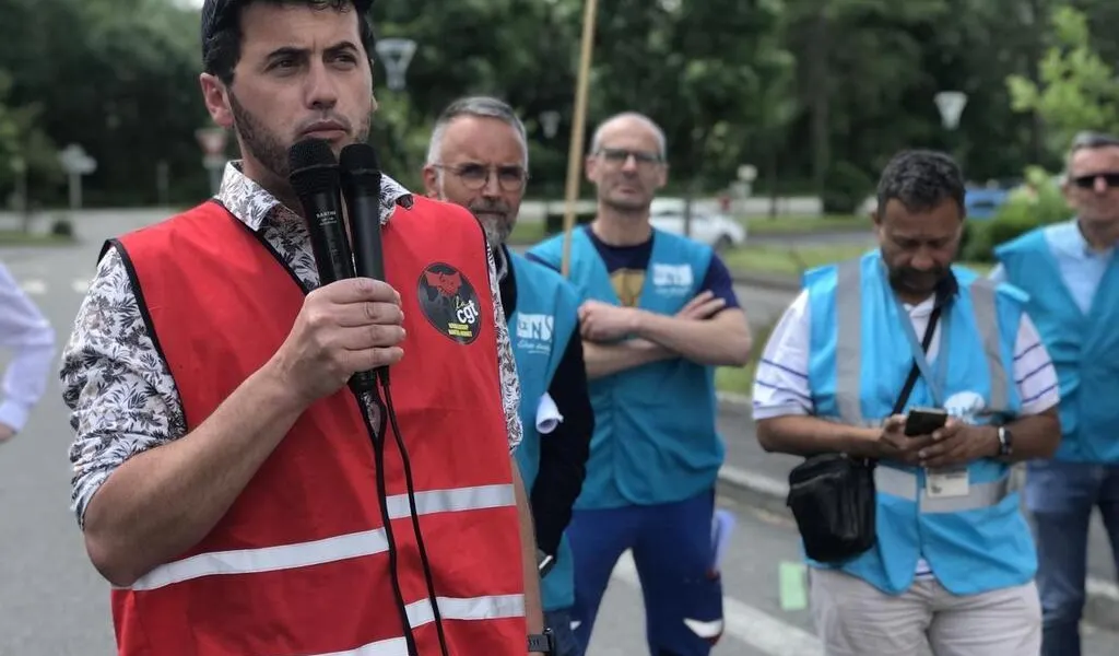 Tensions à Naval Group entre direction et salariés, à Nantes et ...