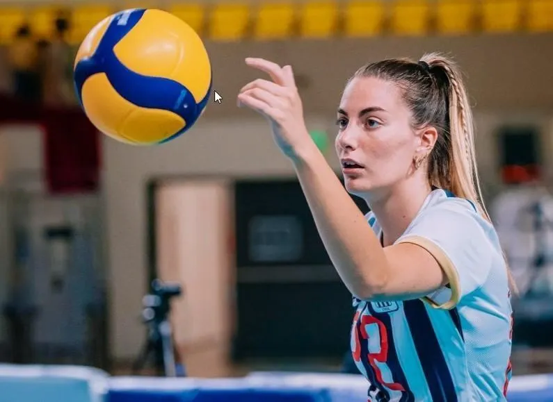 Volley-ball. Mariana Brambilla met fin au mercato nantais des Neptunes ...