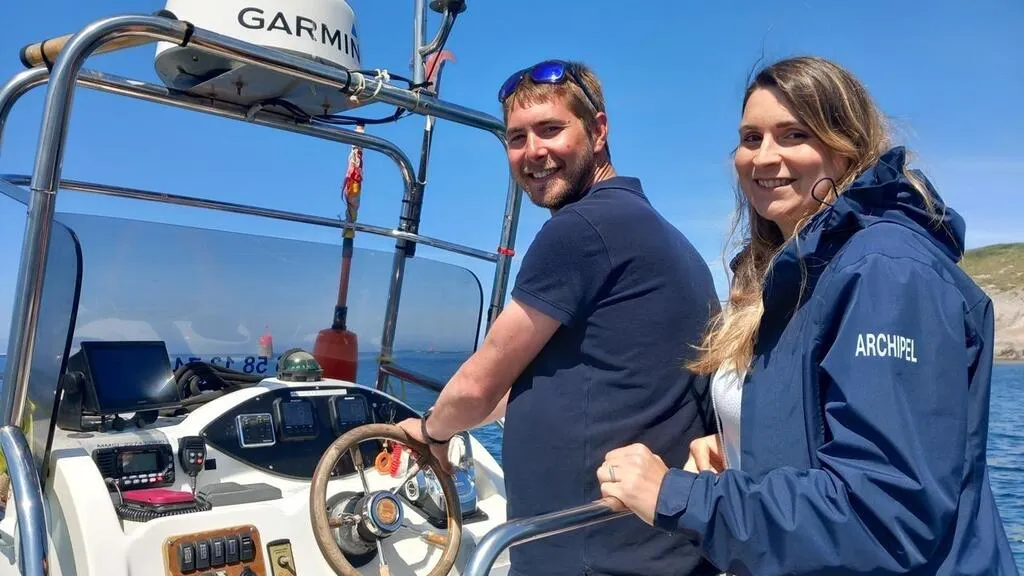Justine et Thomas font découvrir les richesses de la mer d’Iroise ...