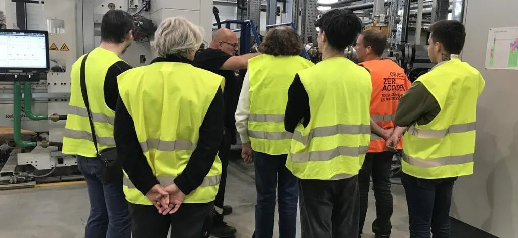 Ballots. 23 personnes au job dating d’Algoplast - Laval.maville.com