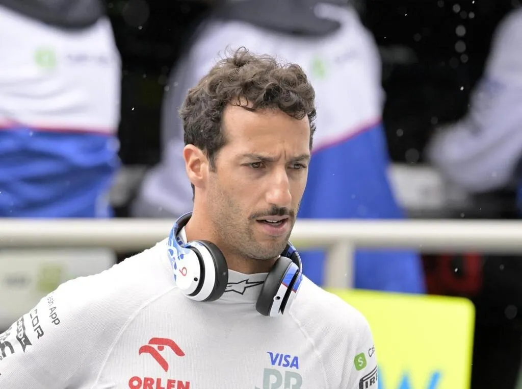 F1. « Il s’est cogné la tête trop souvent... » : Ricciardo répond ...