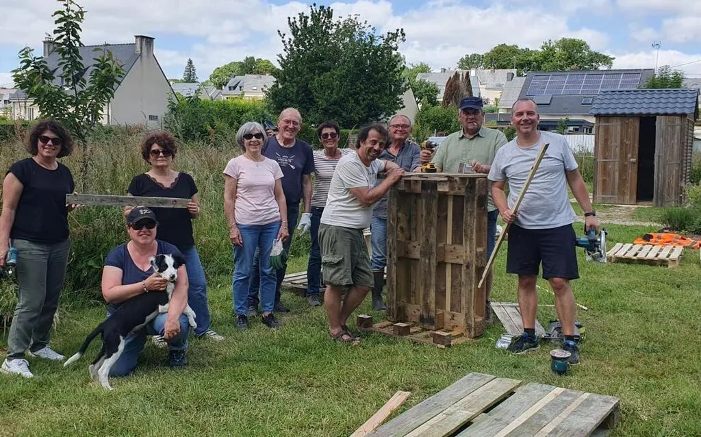 Meucon. Ils ont construit du mobilier de jardin au verger citoyen ...