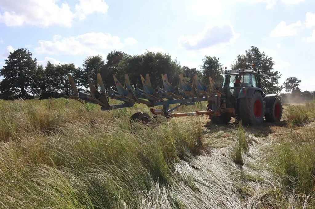 Une nouvelle action coup de poing des agriculteurs des Côtes-d’Armor ...