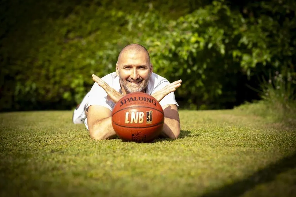 Basket. L’arbitre manceau Sébastien Bourgeois siffle la fin du match ...
