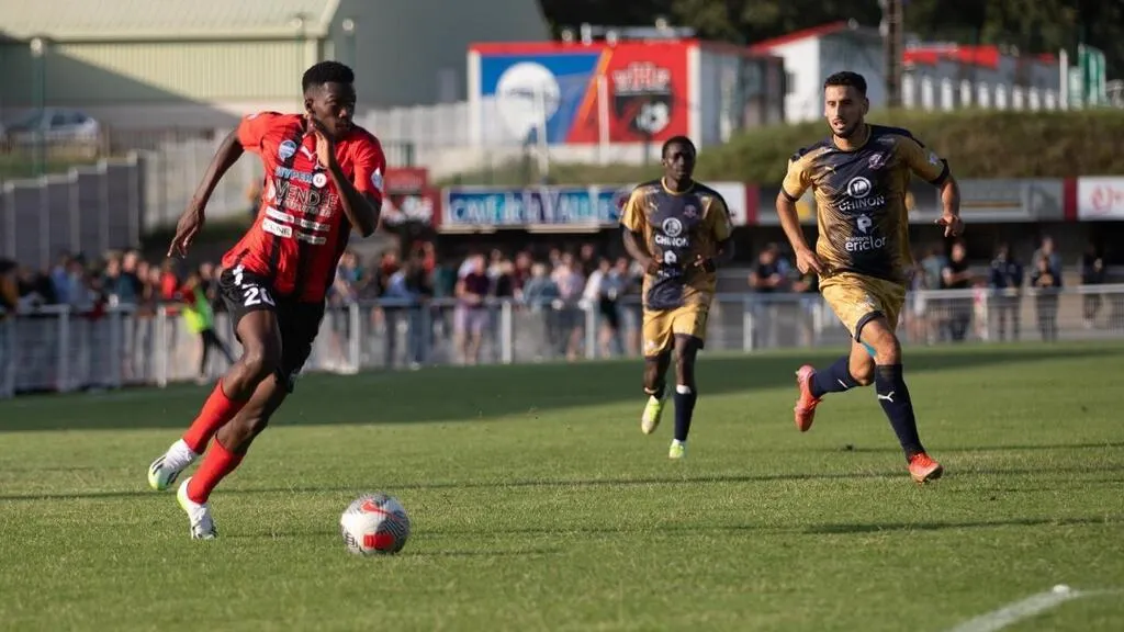 US Concarneau. L’attaquant des Herbiers Youssouf Soukouna s’engage ...