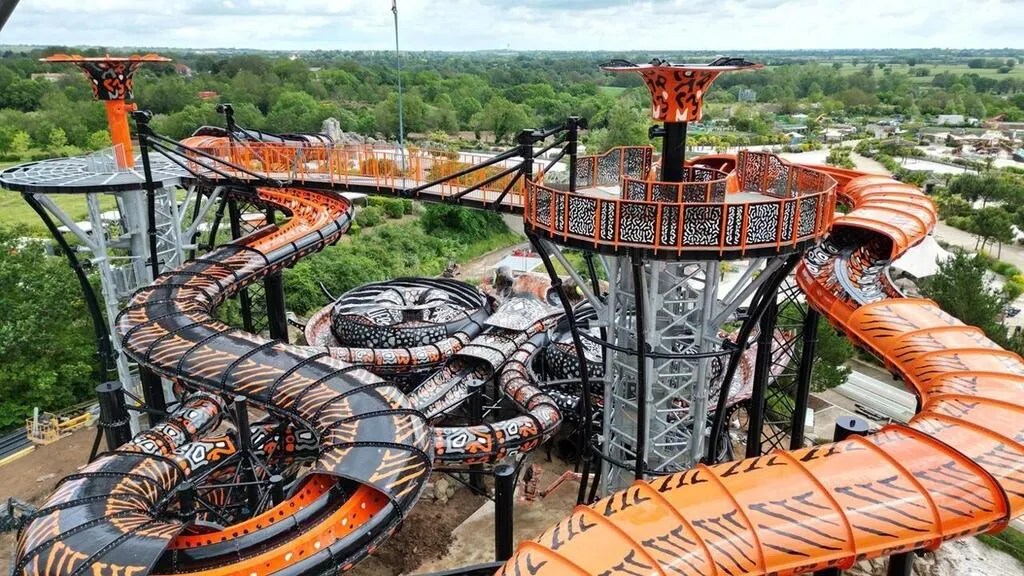 Artificialisation des sols : en Vendée, le parc aquatique O’Gliss Park ...