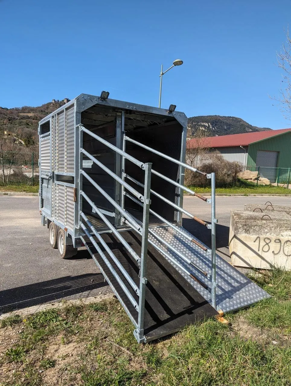 En Ille-et-Vilaine, ces éleveurs travaillent sur un projet d’abattage à la ferme - Rennes ...