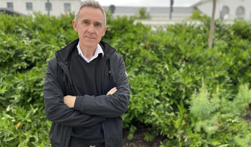 Législatives 2024. Fabrice Romier, candidat Lutte ouvrière dans la 1re ...