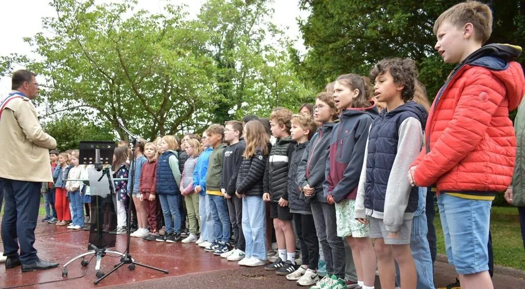 À Cherbourg, « fiers que l’école porte le nom Jean Goubert » - Saint-Lô ...
