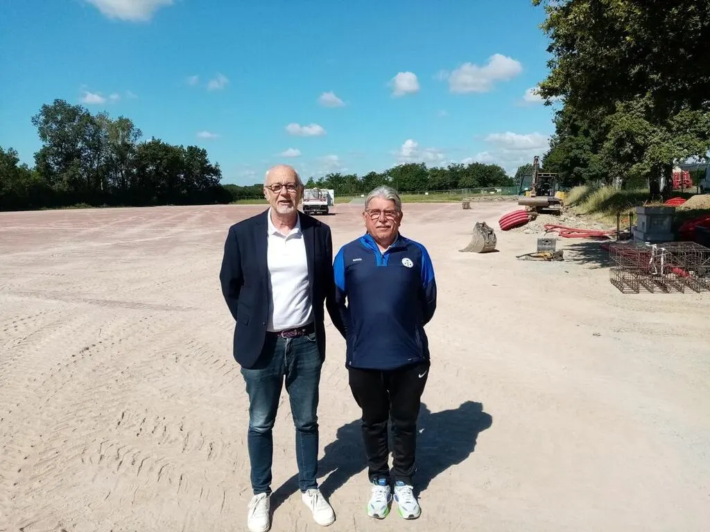 Les travaux du terrain de football synthétique ont démarré à Saint ...