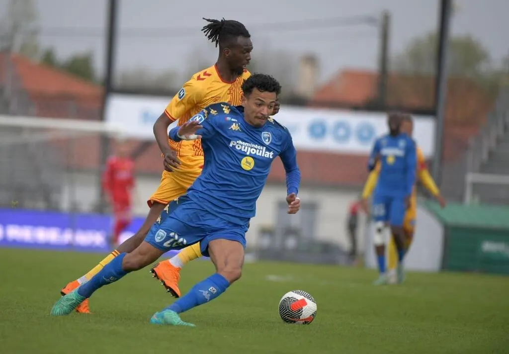 Football - National. Le Niortais Samy Benchamma s’engage à Sochaux ...