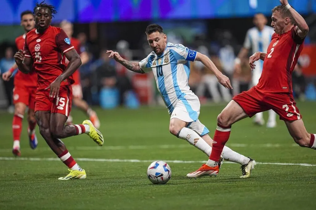 Copa America. L’Argentine de Messi réussit son entrée en lice face au ...