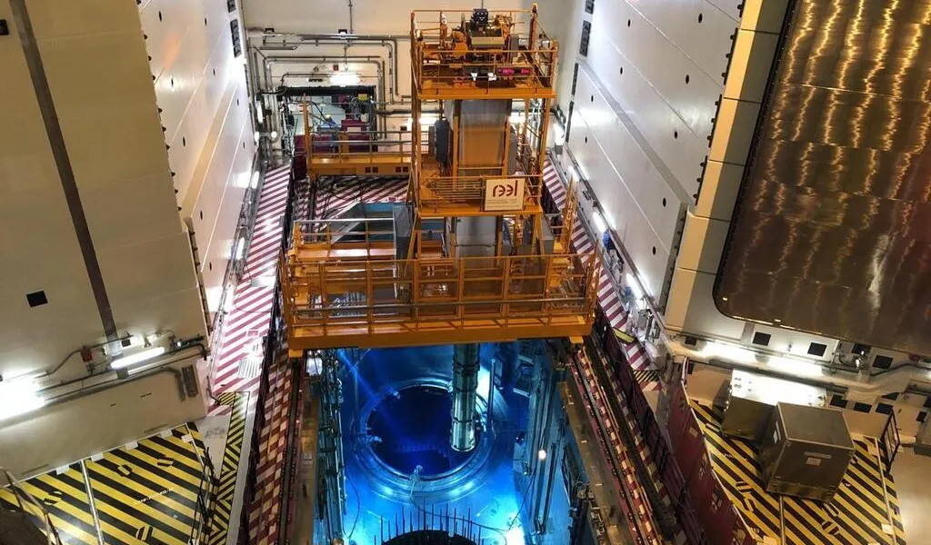 EPR de Flamanville : le raccordement au réseau prévu la première ...