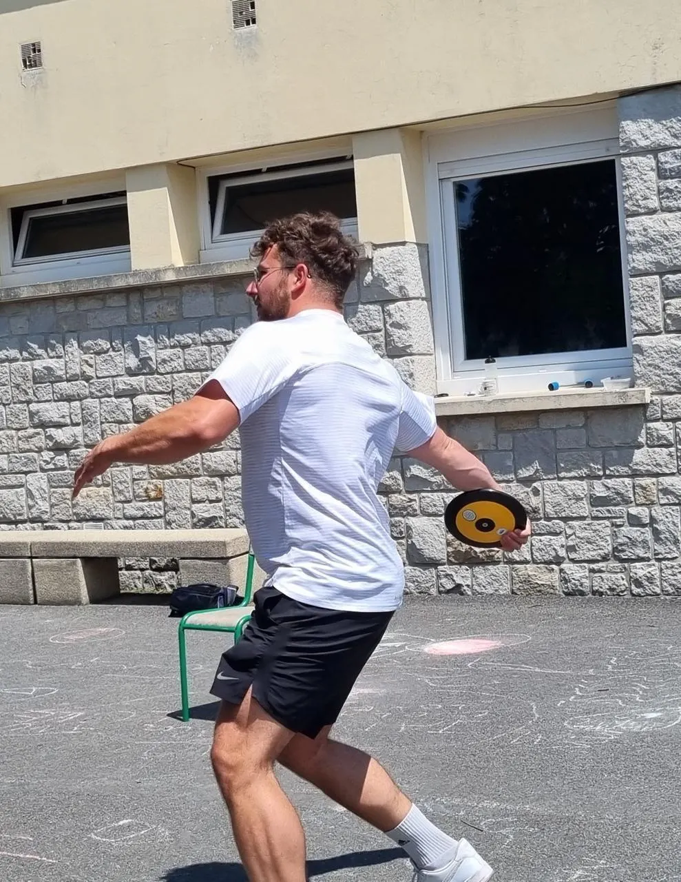 Tout juste sélectionné aux JO, l’athlète breton Tom Reux rend visite à ...