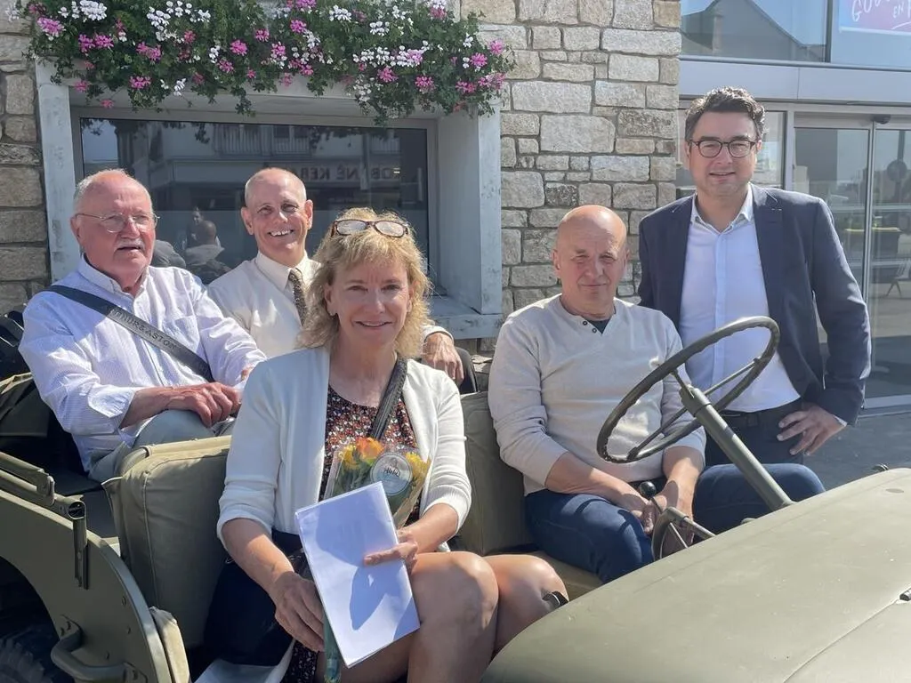 La nièce américaine sur les traces de Julian Jarvis, tué à Gouesnou en ...