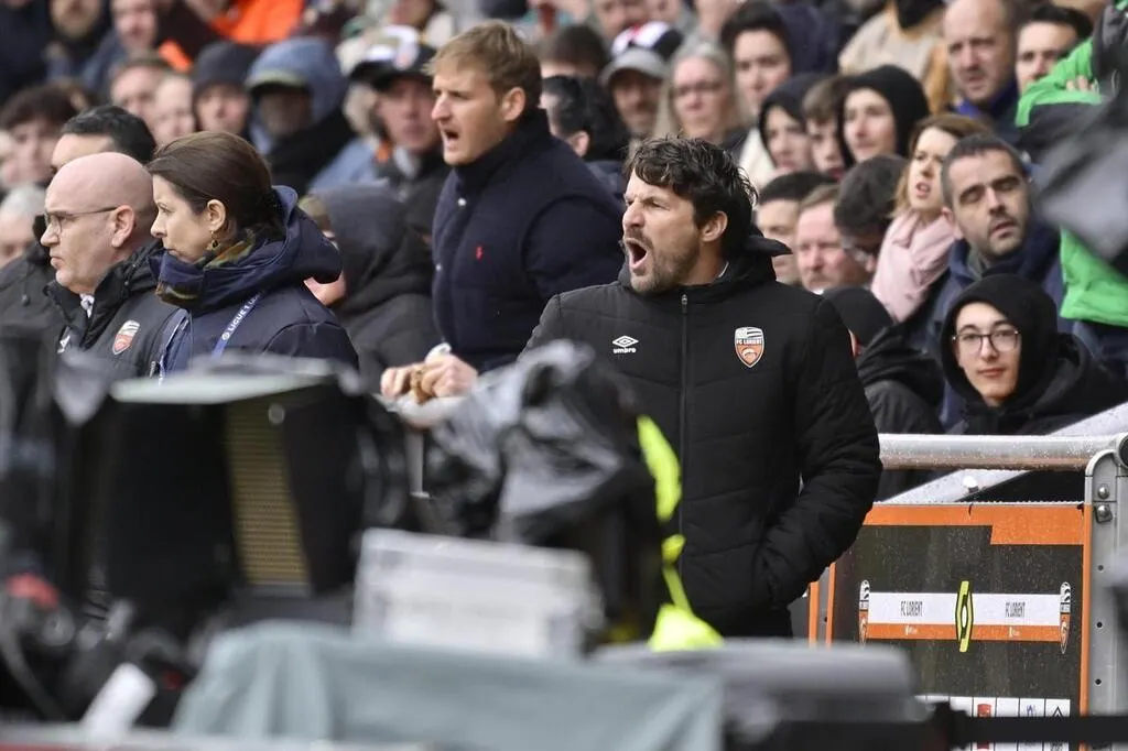 FC Lorient. Yannick Cahuzac fera partie du staff d’Olivier Pantaloni . Sport - Golfe de Saint ...