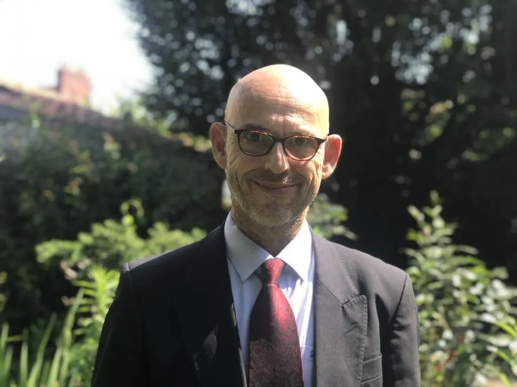 Législatives. Dans la 5e circo, Bruno Comby, l’ami d’Éric Ciotti venu ...