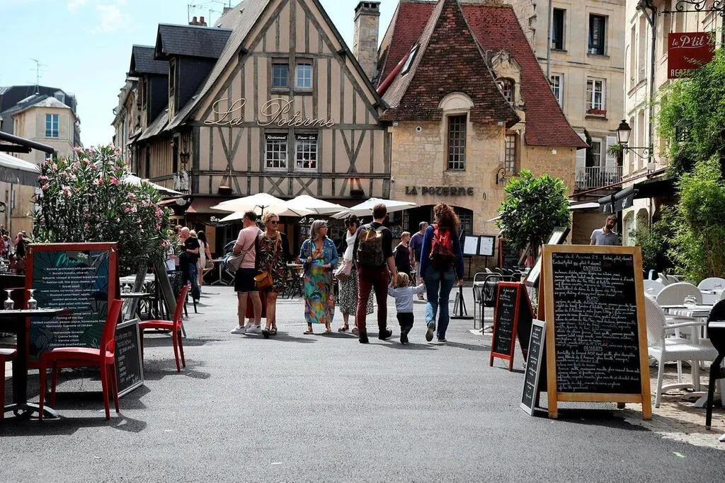 Une fête pour la fin des travaux dans le quartier du Vaugueux, à Caen - Caen.maville.com