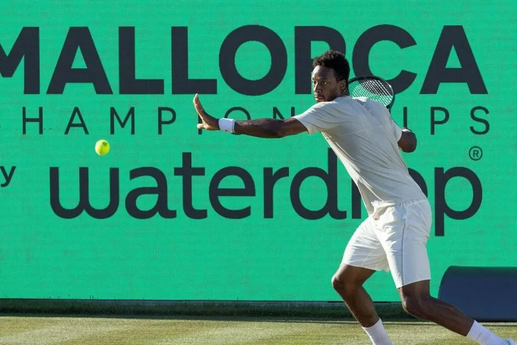 ATP 250 de Majorque. Gaël Monfils domine Roberto Bautista et rejoint ...