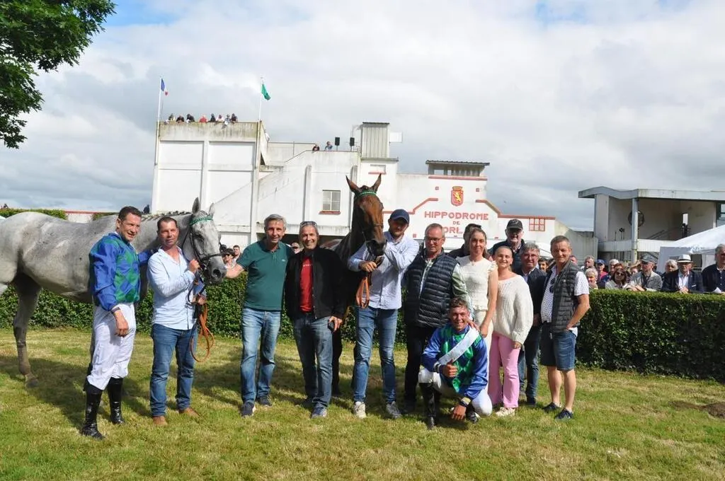 « C’est le plus bel hippodrome de France » : Au Haut-Corlay, une ...
