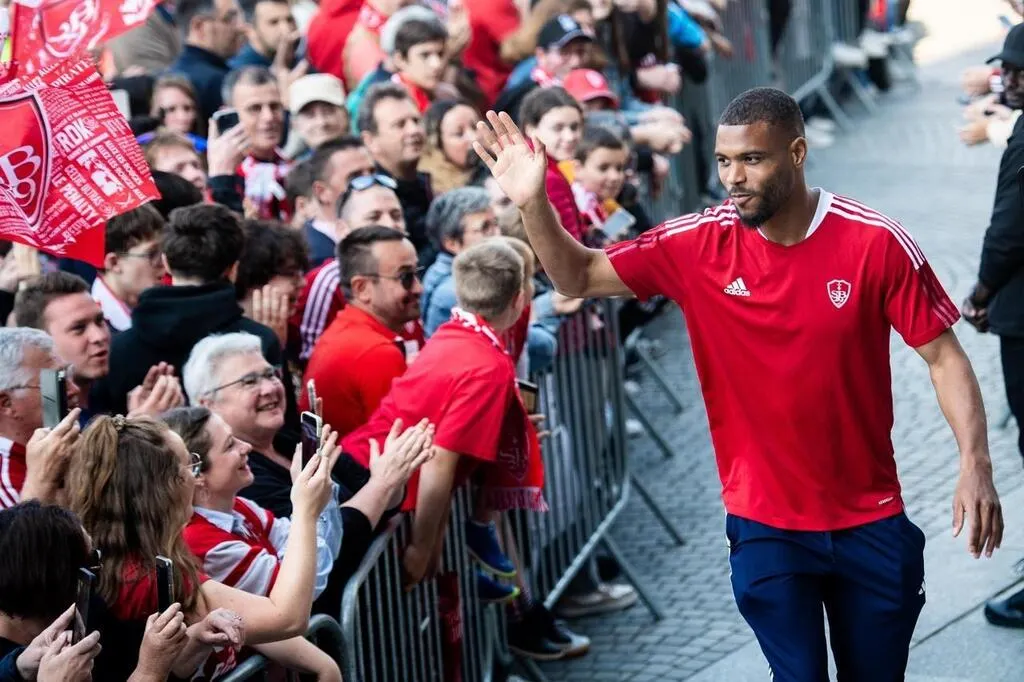 Stade Brestois. Le Cardinal, Dari, Dembélé : quels sont les joueurs ...