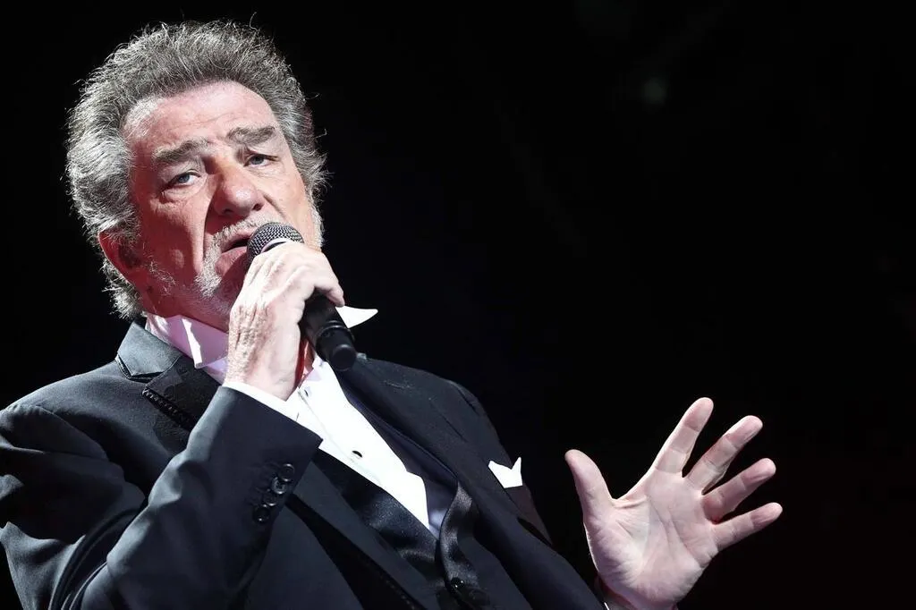 Quiz. Êtes-vous incollable sur Eddy Mitchell ? . Sport - Fréjus-Saint ...