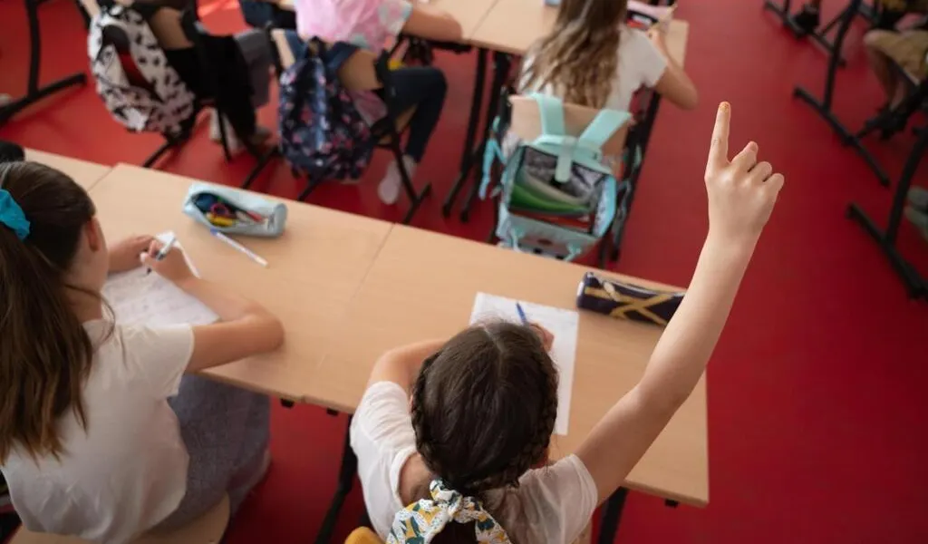 En Moselle, un professeur de français condamné pour des violences sur ...