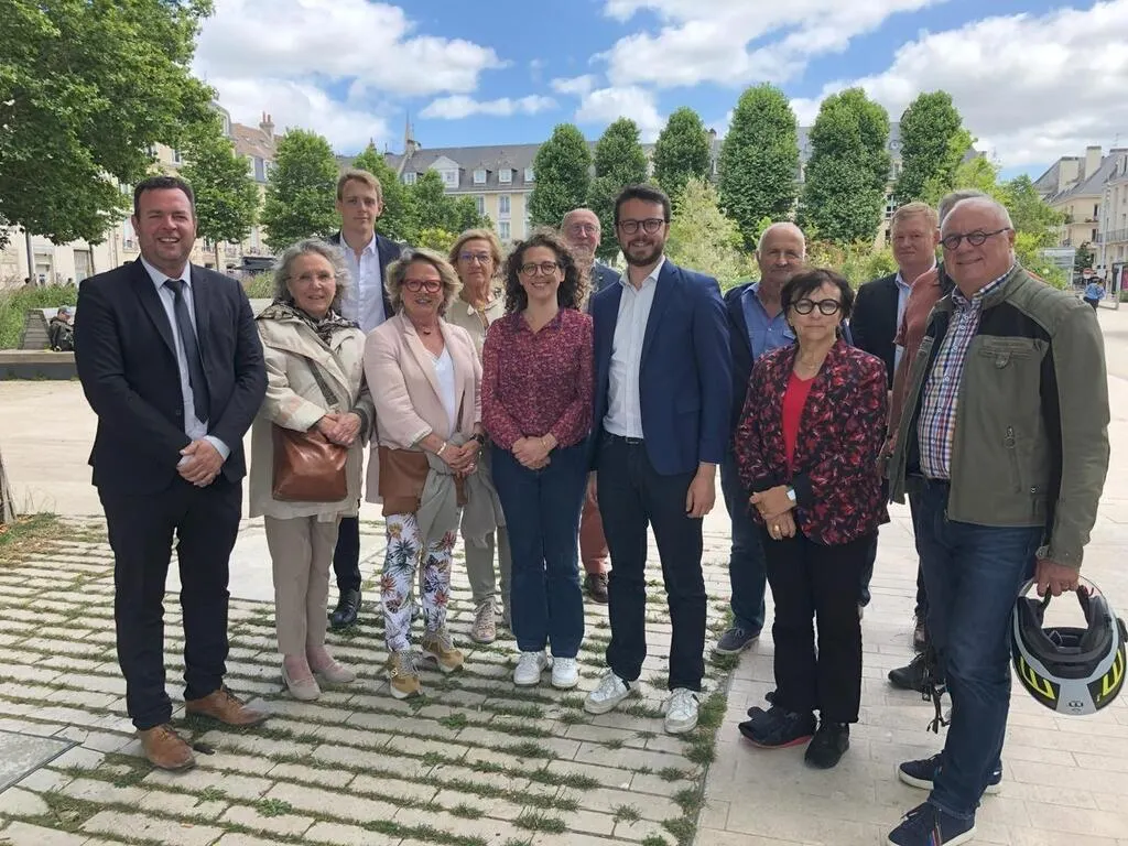 Législatives 2024. Caen-Est : 18 maires appellent à voter pour Arthur ...