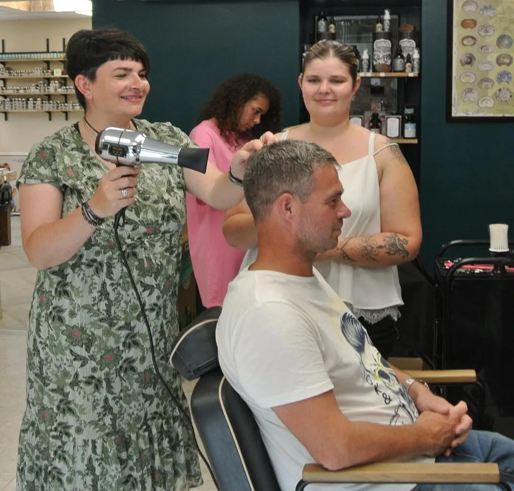Cormelles-le-Royal. Le salon Skoup coiffure devient la Maison Skoup ...
