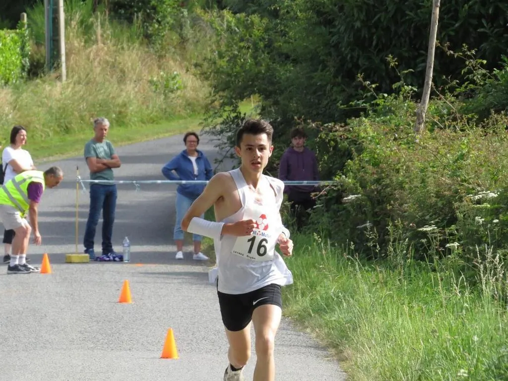 Running. Avec Damien Rossignol et Bryan Lesage, les favoris étaient au rendez-vous à - Cannes ...