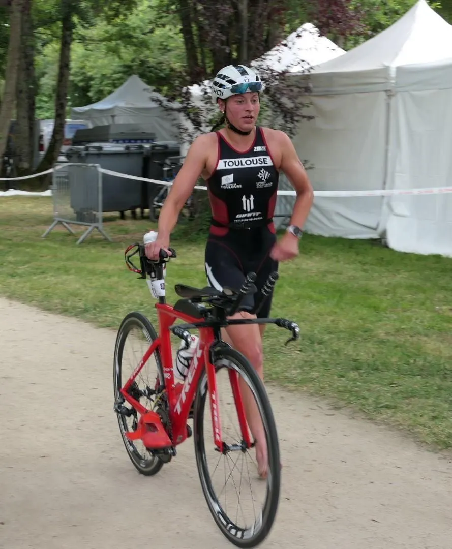 Triathlon. Pol Le Bot et Lola Bachet s’imposent en solitaire au Mans ...