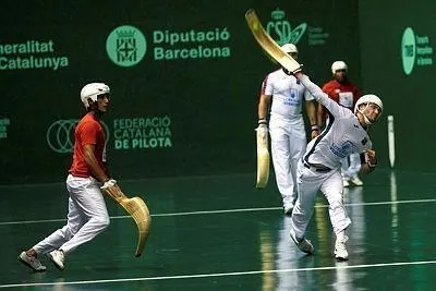 Pelote basque, canoë, boxe française et canne de combat… Ces sports en ...