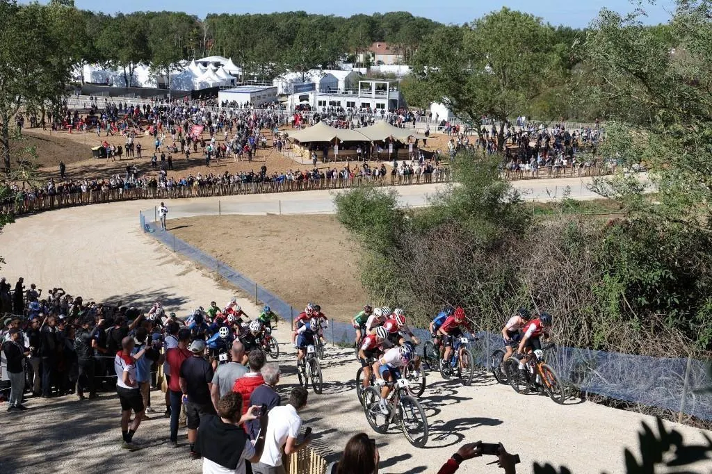 JO 2024 - Cyclisme. Écartée pour des troubles alimentaires, Samara ...