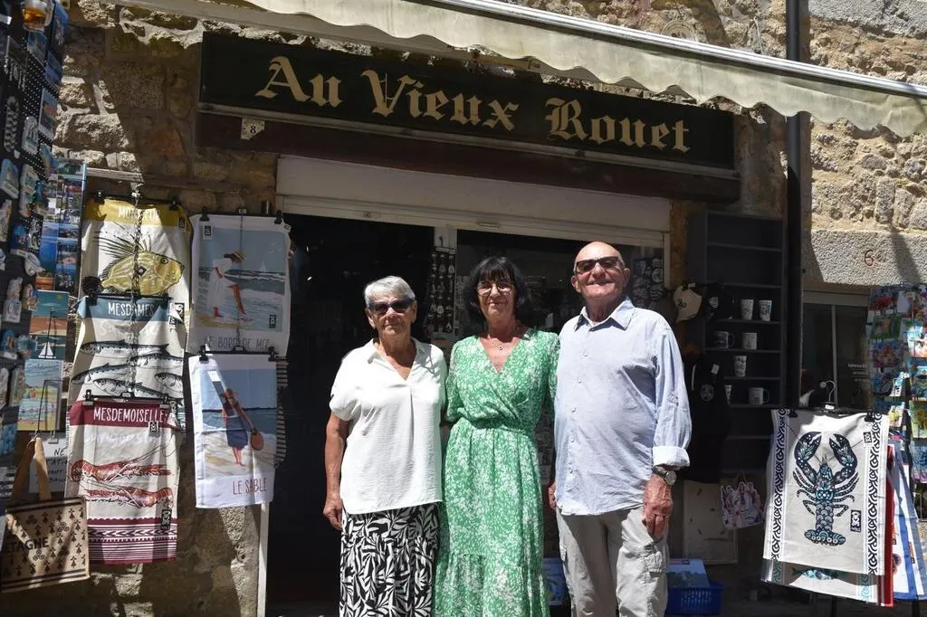 « C’est une institution » : Le Vieux Rouet, plus ancien commerce de ...