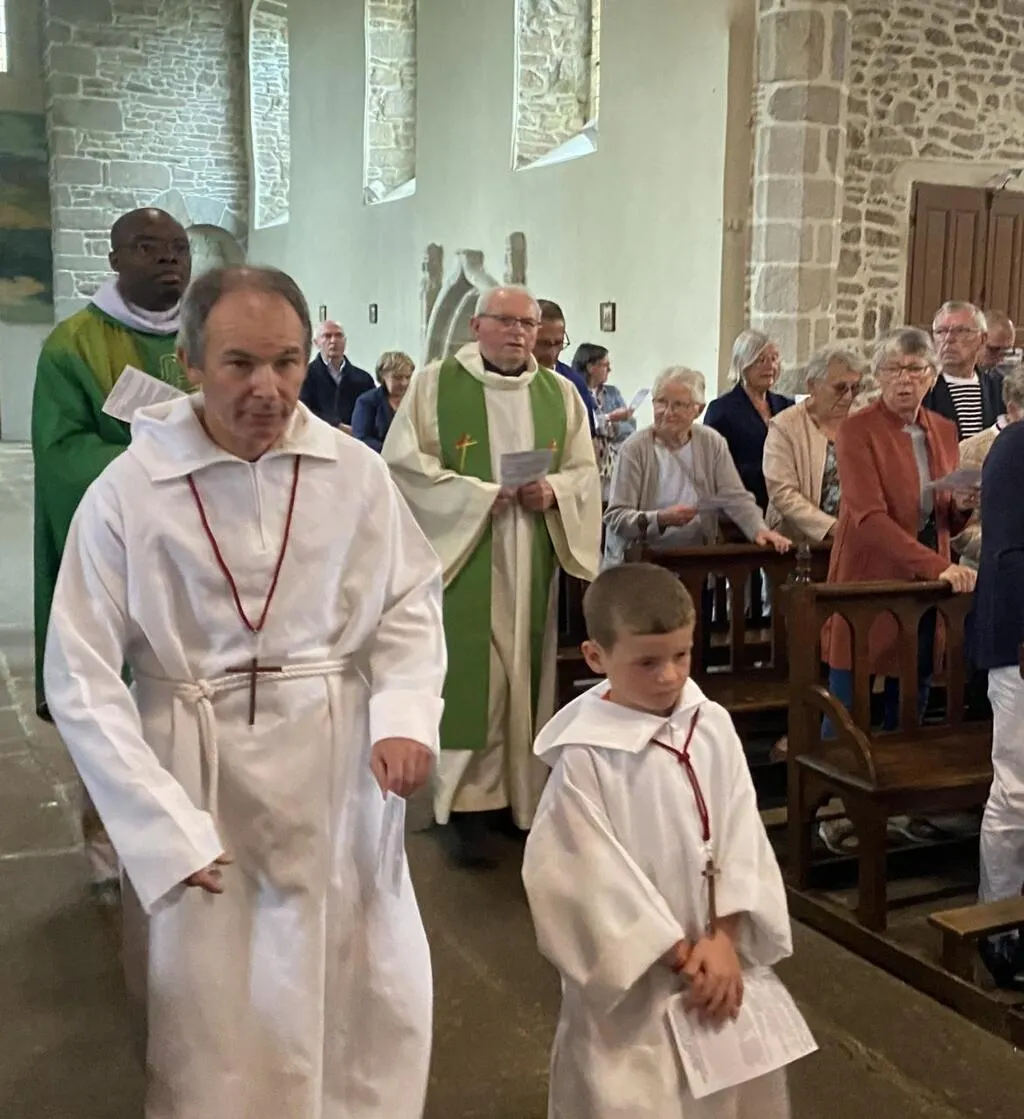 Plaintel. La dernière messe de l’abbé Philippe dans la paroisse ...