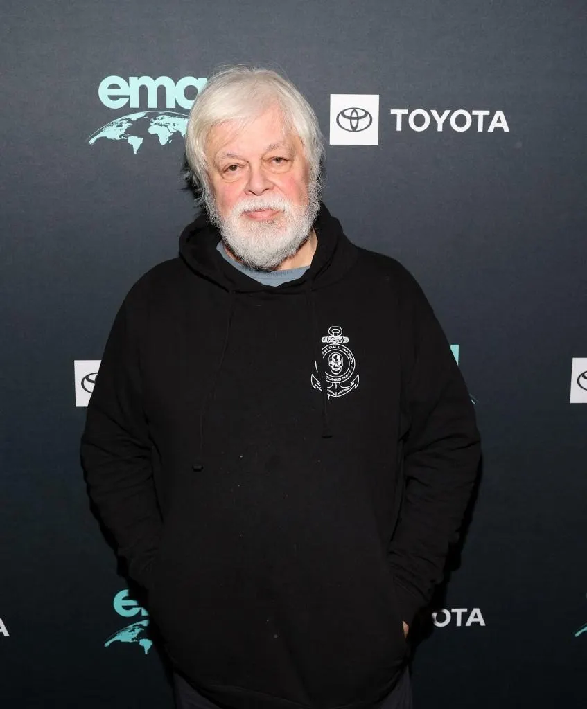 Paul Watson, le célèbre fondateur de Sea Shepherd, a été arrêté au ...