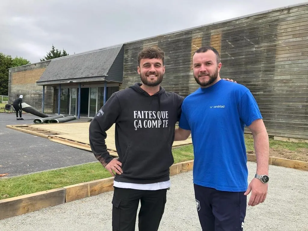 Au complexe de foot indoor de Bayeux, on mêle sport et musique chaque ...