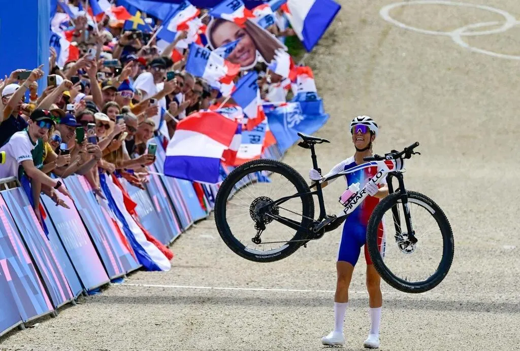 JO 2024 - VTT. Pauline Ferrand-Prévot médaillée d’or : « Je suis comme ...