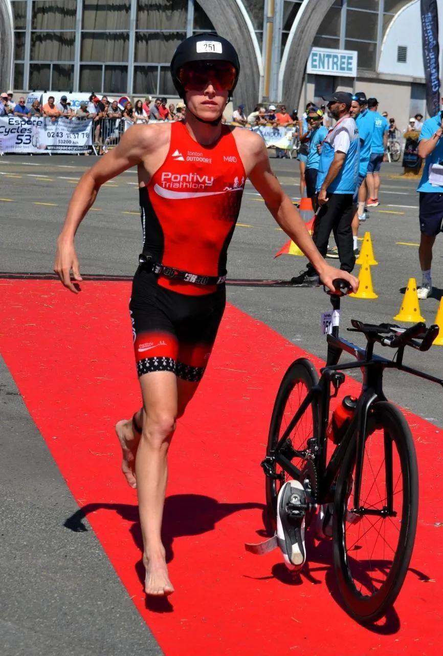 Triathlon. Pol Le Bot et Enora Oger triomphent à Château-Gontier ...