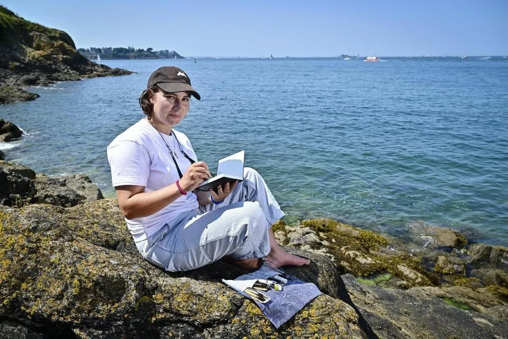 De Plouër à Téhéran, Isabel Del Real a pédalé en solitaire : elle ...