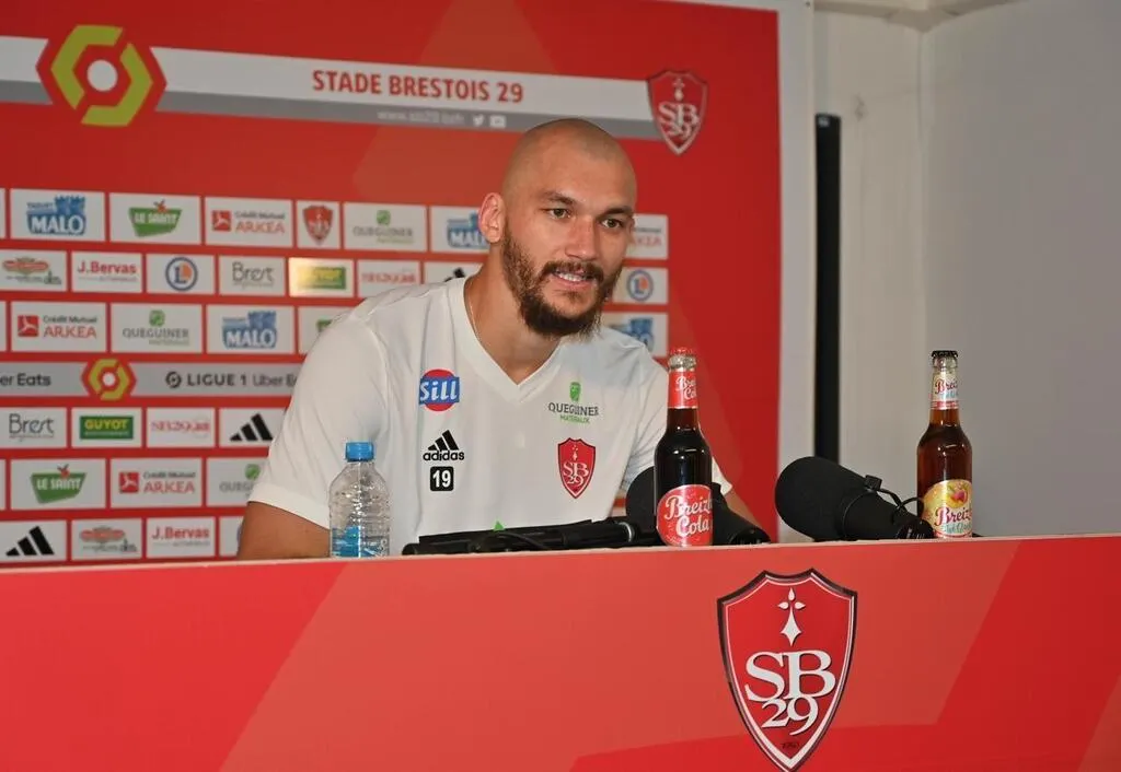 Stade Brestois. Ludovic Ajorque forfait contre Newcastle en amical ...