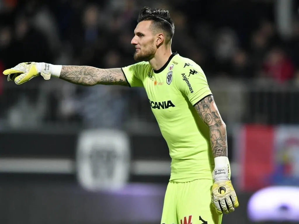 INFO OUEST-FRANCE. Le gardien Alexandre Letellier dans le viseur du FC ...