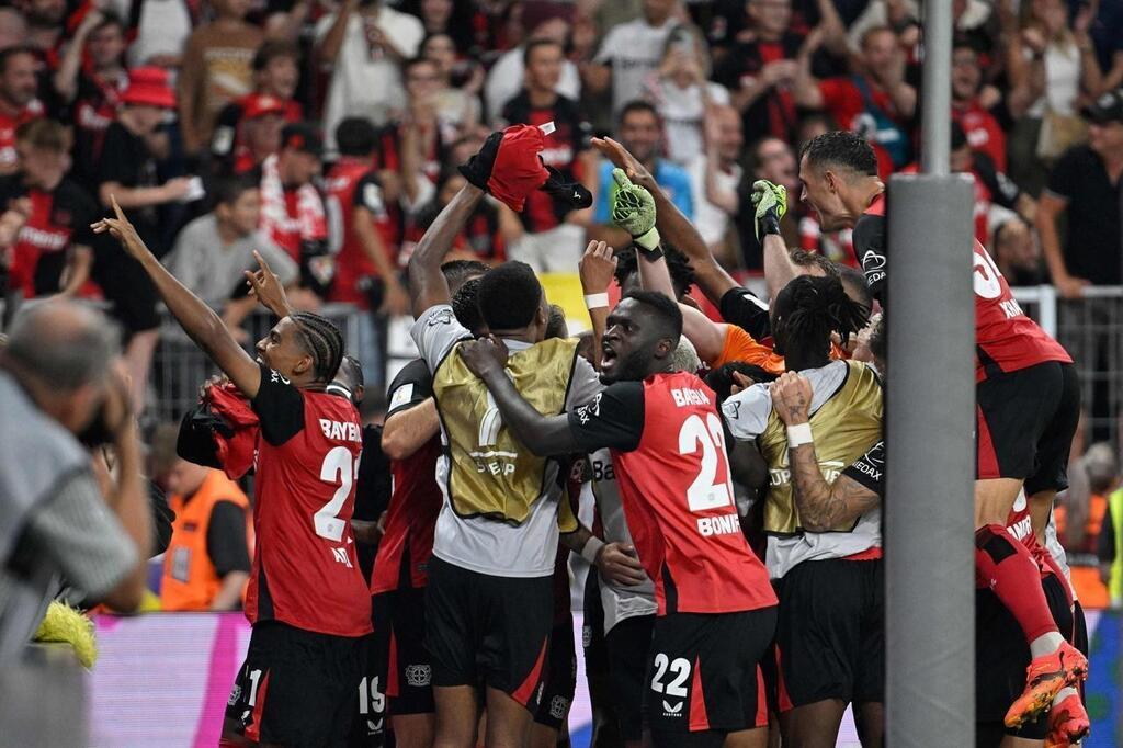 Le Bayer Leverkusen renverse Stuttgart et remporte la Supercoupe d ... Le Bayer Leverkusen renverse Stuttgart et remporte la Supercoupe d ...