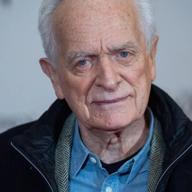 Mort d’Alain Delon : une pluie d’hommages du monde de la politique à la ...