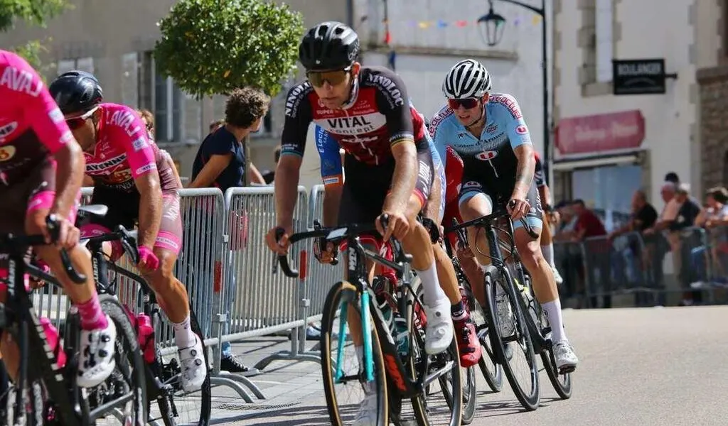 Cyclisme. Un plateau de gala au Pertre . Sport - Vitré.maville.com Cyclisme. Un plateau de gala au Pertre . Sport - Vitré.maville.com