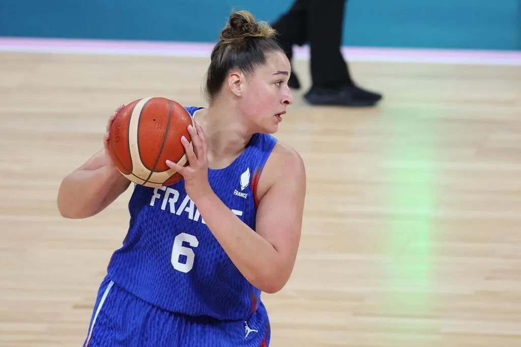 Médaillée olympique, Alexia Chery met sa carrière entre parenthèses ...