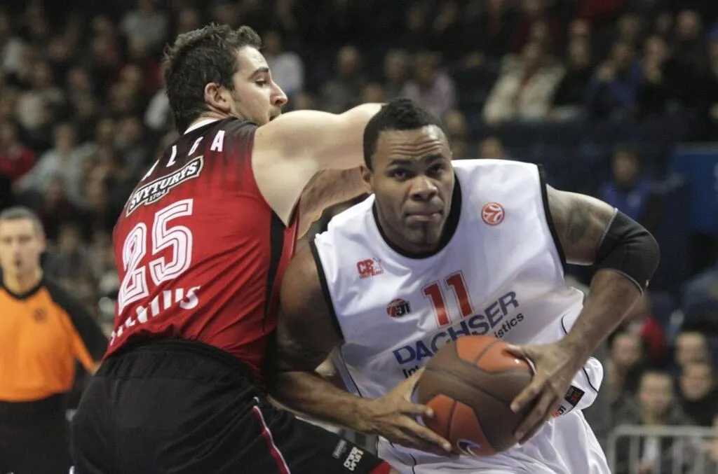 Basket. « Son parcours est remarquable » : Claude Marquis, le « roc ...