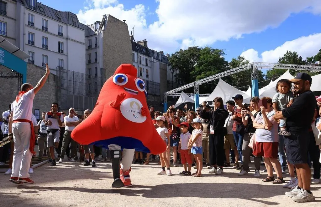 Paris 2024. « Encore plus bondissante, la Phryge paralympique adore ... Paris 2024. « Encore plus bondissante, la Phryge paralympique adore ...