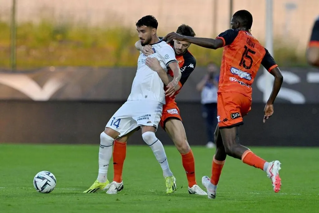 Stade lavallois. Le Messin Simon Elisor n’a pas oublié Laval . Sport ...