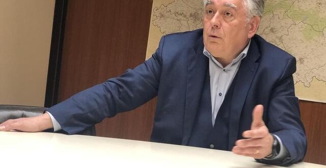Jugé en appel pour diffamation, le maire de Cholet, Gilles Bourdouleix ... Jugé en appel pour diffamation, le maire de Cholet, Gilles Bourdouleix ...